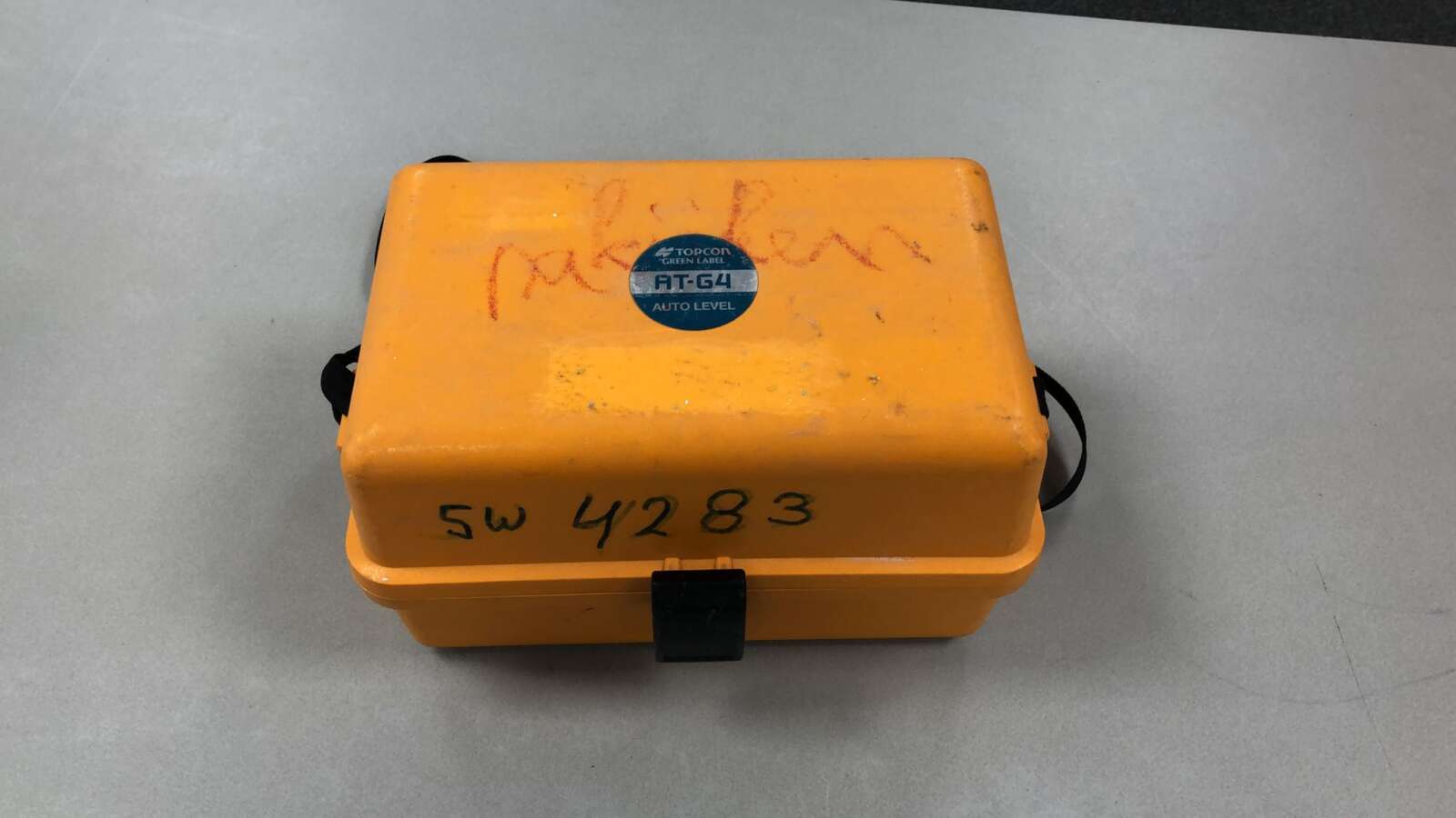 Topcon AT-G koffer (B Grade) - Bouwlasersonline